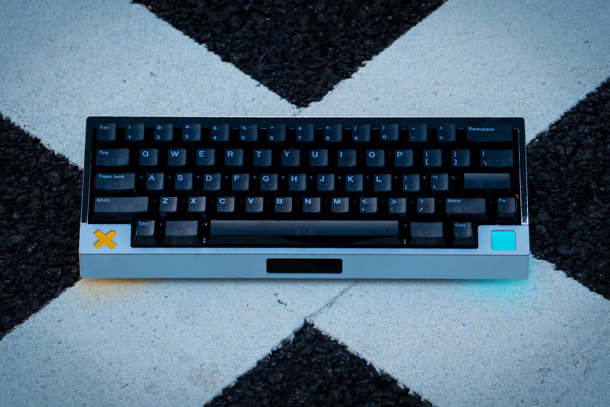 AM Compact Touch – Mechkey.Store